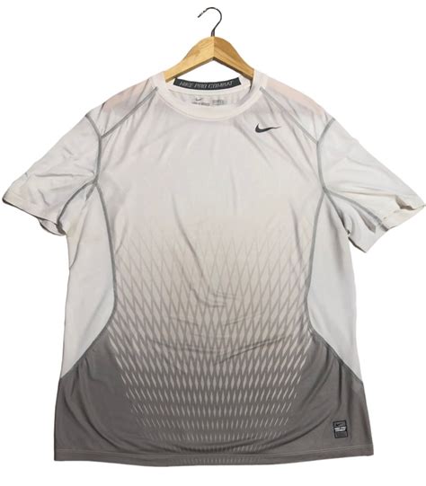 Nike Pro Combat Men S Fashion Activewear On Carousell