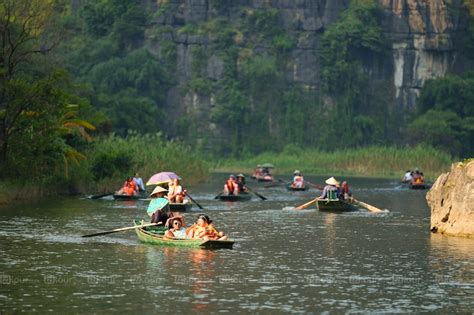 Ninh Binh Boat Tour Trang An Tam Coc Or Van Long Boat Ride Izitour