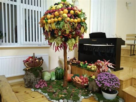 Варианты оформления витрин на праздник Жатвы — Всё сие да будет к назиданию Осенние цветочные