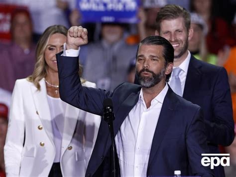 Трамп молодший відвідає Гренландію після заяв батька про купівлю