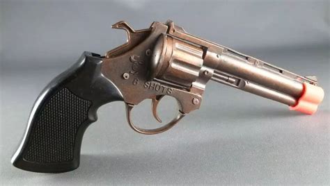 Python 357 Colt Toy Metal Cap Gun Revolver 8 Shots