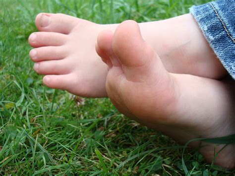 أقدام بنات مثيرة 𝓢𝓮𝔁𝔂 𝓰𝓲𝓻𝓵𝓼 𝓯𝓮𝓮𝓽