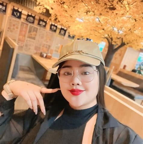 เด็กวัด พระเครื่องวัตถุมงคล เคล็ดการบูชาท้าวเวสสุวรรณ จุดสักการะธูป 9 ดอก และถวายดอกกุหลาบ 9