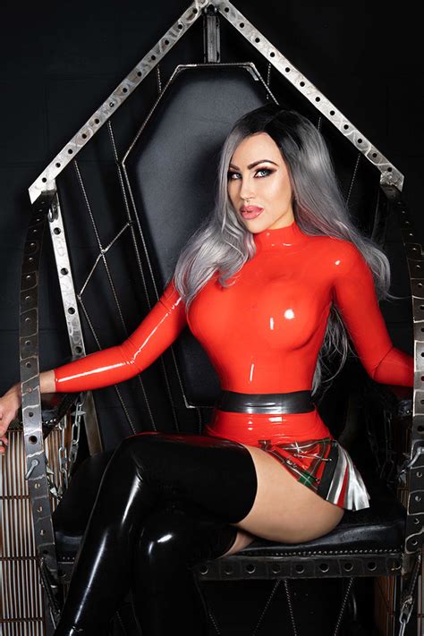 Latex Tartan Mini Kilt Bondinage Latex