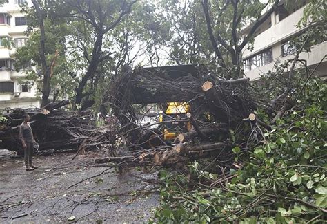 Mumbai Spared Worst Of Cyclone Damage Northwest Arkansas Democrat Gazette