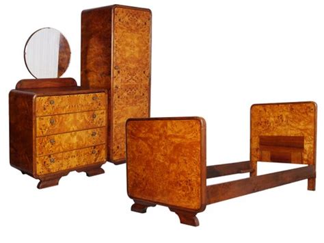 Antique Bedroom Sets