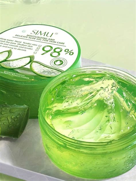 Yzak 1pc 1058oz Aloe Vera Face Cream Moisturizing And Smoothing Skin