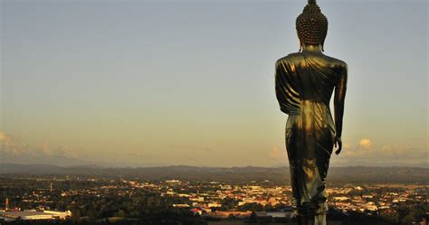 How To Indulge In Sensual Pleasures And Pursue Spiritual Liberation At