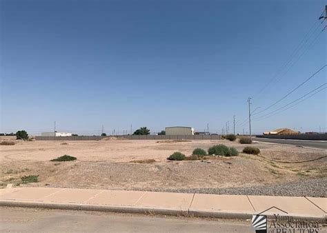 325 Parkview Ave Somerton Az 85350 Mls 20253778 Redfin