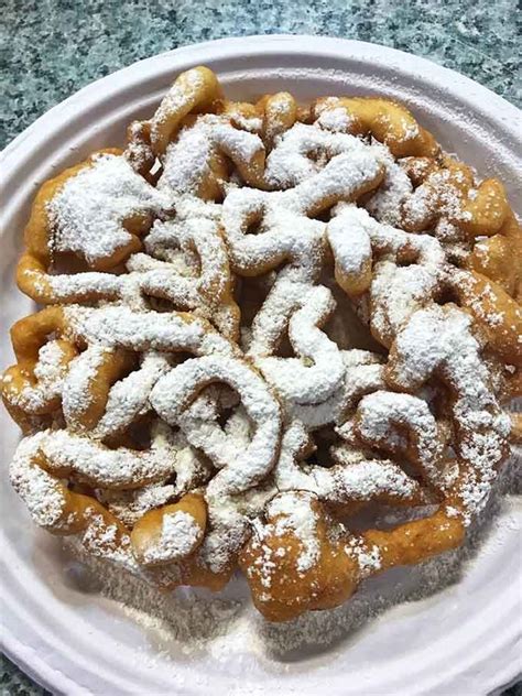 This Tiny Pennsylvania Restaurant Makes The Most Heavenly Funnel Cakes