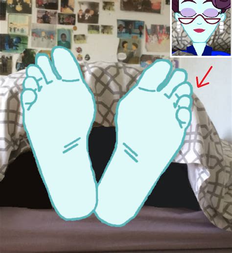 Cinchs Feet In Bed By Yungstuff On Deviantart