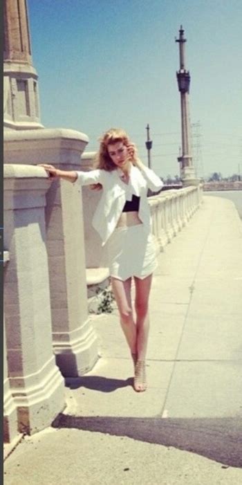 Hannah Kat Jones Feet Aznudefeet