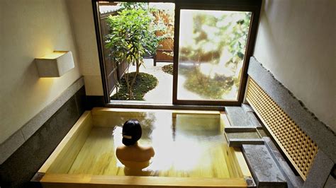 Nagrali W A Niach Ponad Tys Nagich Kobiet Siatka Dzia A A Przez Lat Noizz