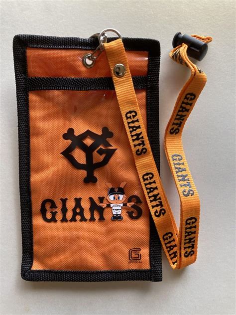 読売ジャイアンツ チケットホルダー メルカリ