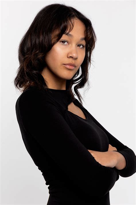 Isabella M New View Modeling