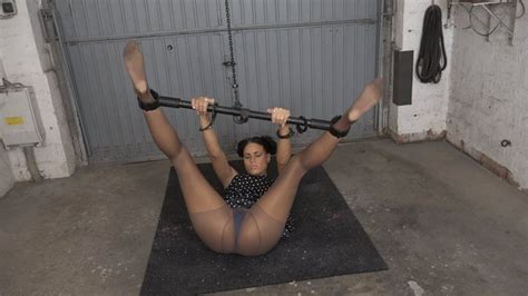 Christy Ley Gets Her Feet Brushed Fetish Garage Clips4sale