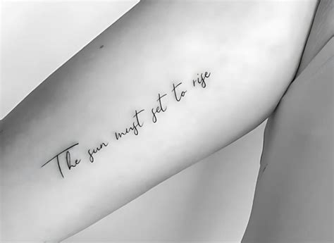 30 Gorgeous Arm Tattoo Ideas For Women To Enhance Femininity