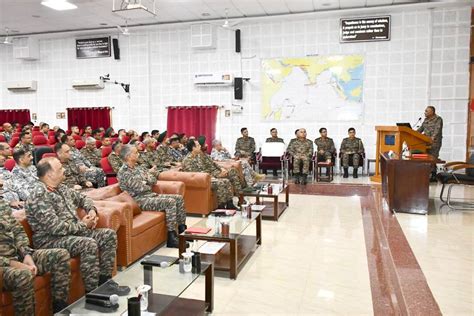 Army Chief General Manoj Pandey Visited Army War College Mhow