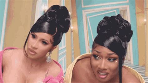 Cardi B S