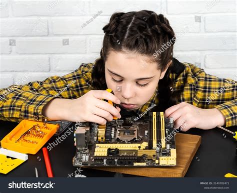664 Girl Broken Pc Images Stock Photos Vectors Shutterstock