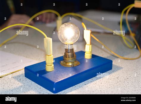Electric Circuit Bulb Hi Res Stock Photography And Images Alamy