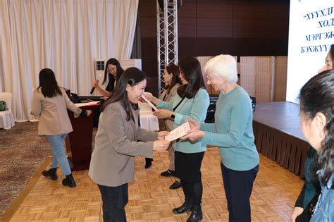 Хөдөлгөөн болон хөдөлмөр засалч нарт мэргэжил арга зүйн дэмжлэг үзүүлэв