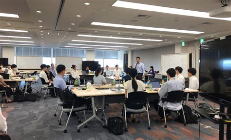 2ページ目就活スタートは「大学3年の夏」 学生の9割超が3年秋までのインターン等に参加 Aera Dot アエラドット