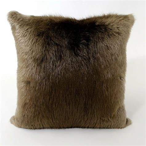 Real Fur Pillows – True North Furs