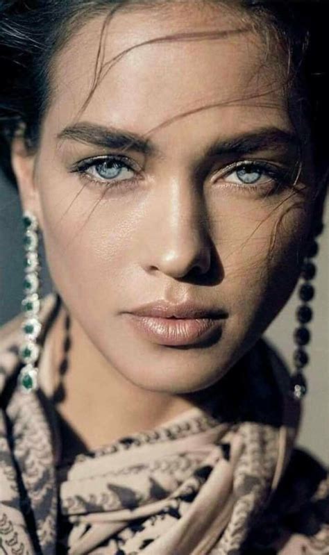 Pin By Ana Balata On Divas Most Beautiful Eyes Beautiful Eyes Woman