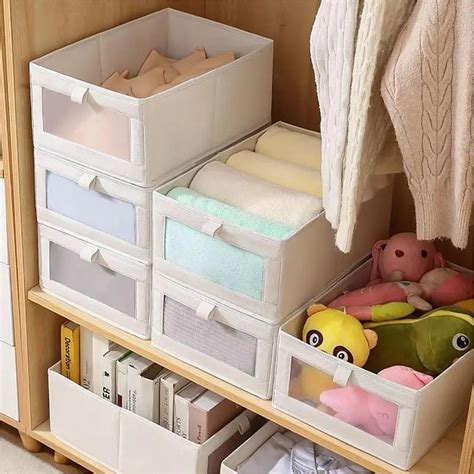 کلاژ استور باکس لباس و وسایل