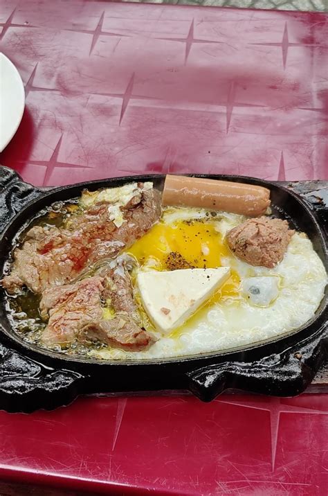 Bo Ne The Vietnamese Fry Up Breakfast Steak Fried In Butter With Egg Pate And Sausage R
