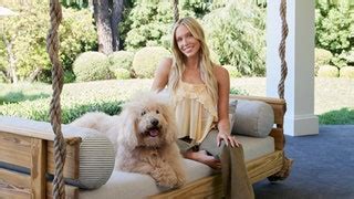 Call Her Daddys Alex Cooper Peek Inside Her Serene Country Retreat In The Heart Of La
