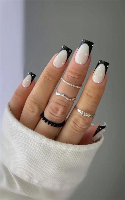Czarno Białe Paznokcie 30 Pomysłów Na Manicure Blackandwhite