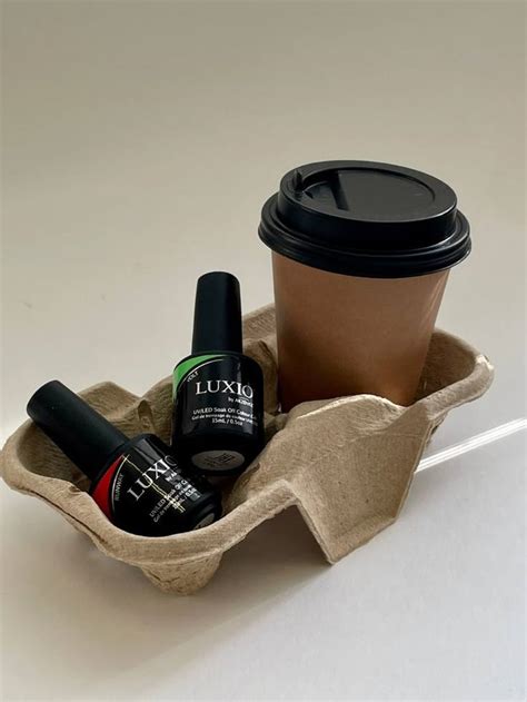 Маникюр предметка в 2024 г Маникюр Маникюрные салоны Гель для ногтей