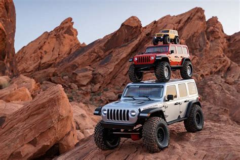 SCX6 The Red One Is The SCX10iii For Reference I Want One R Rccars