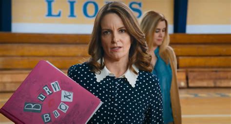 What To Know About Tina Feys Mean Girls Movie Musical Which㊙ Aposte