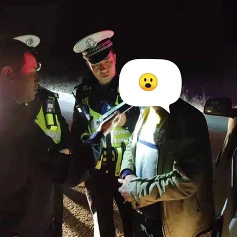 吴忠一酒驾司机路遇交警竟假装 修车”，被现场戳穿！刘某成本机动车