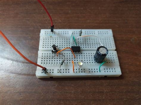 Monostable Multivibrator Using 555 Timer 555 Monostable Multivibrator Monostable Multivibrator Using 555 Timer 555 Monostable Multivibrator