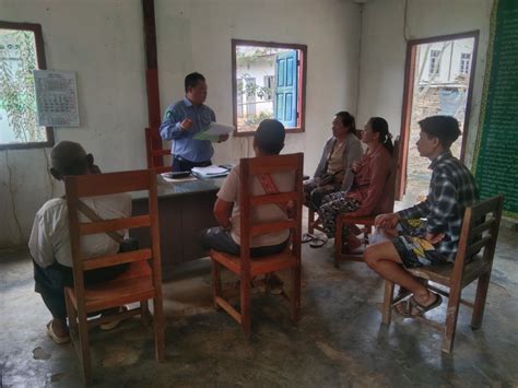 ကျိုင်းလပ်မြို့၌ လိုင်စင်ရ လုပ်ငန်းရှင်များအား အသားဈေးနှုန်းများ သတ်မှတ်စည်းကမ်းချက်များအတိုင်း