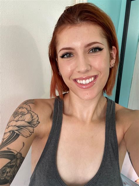 Getting Ready For The Day Selfie Rselfie