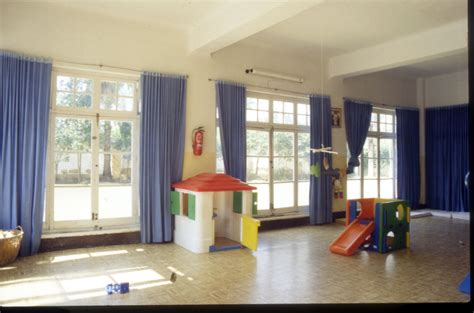 Escuela Maternal En Los Jardines Del Alcázar Fundación Docomomo Ibérico