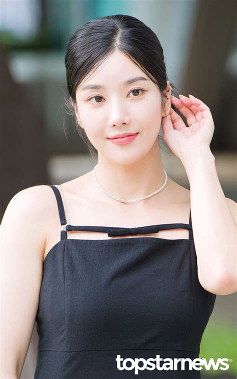 권은비 ‘머리 묶고 왔어요 권은비의 영스트리트 출근길 [hd포토] 최규석 기자 톱스타뉴스