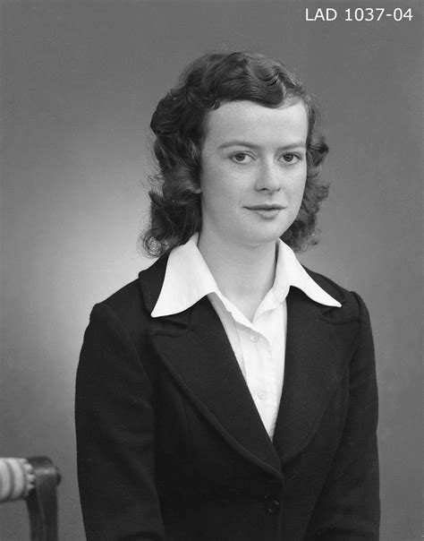 Looi Vroeger En Nu Added A New Photo Looi Vroeger En Nu