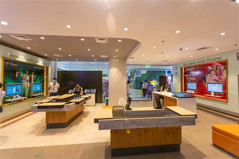 Pldt Smart Unveil First Of Its Kind Digital Hubs To Serve Customers In Pampanga Davao Punto