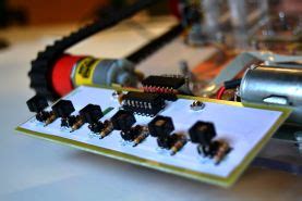 GitHub chiva Siguelineas Robot sigulíneas de bajo coste con Arduino