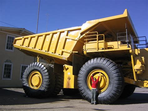 The 5 Most Reliable Dump Trucks In Construction