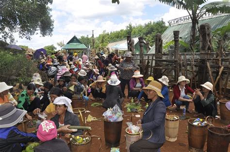 L B M C A Ng I Gia Rai V Nh Ng Gi Tr Nh N V N B O D N T C V Ph T Tri N