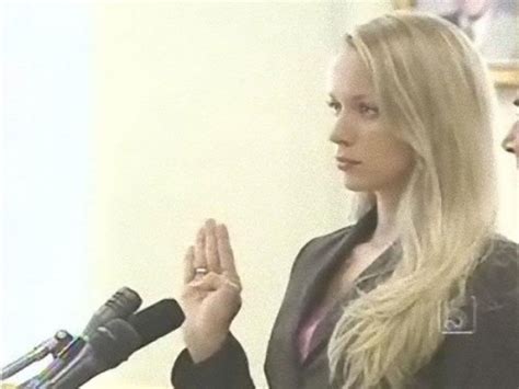 10 profs sexy ayant été inculpées pour des relations avec leurs élèves