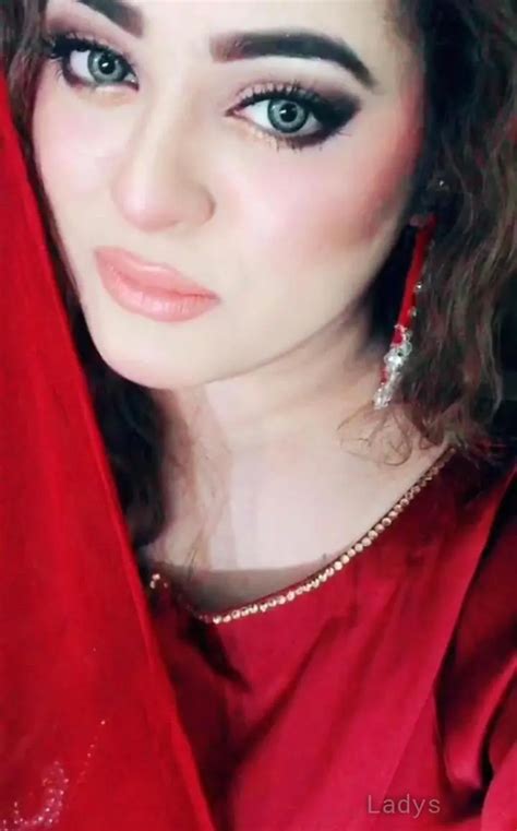 Escort Model Anaya Pakistani Model Dubai 💋 Ladysone