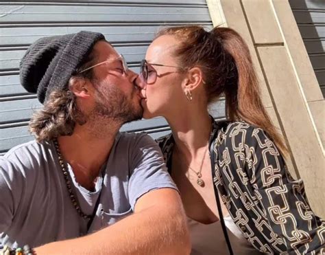 Karine Vanasse Présente Son Nouveau Chum Connu Vedette Québec